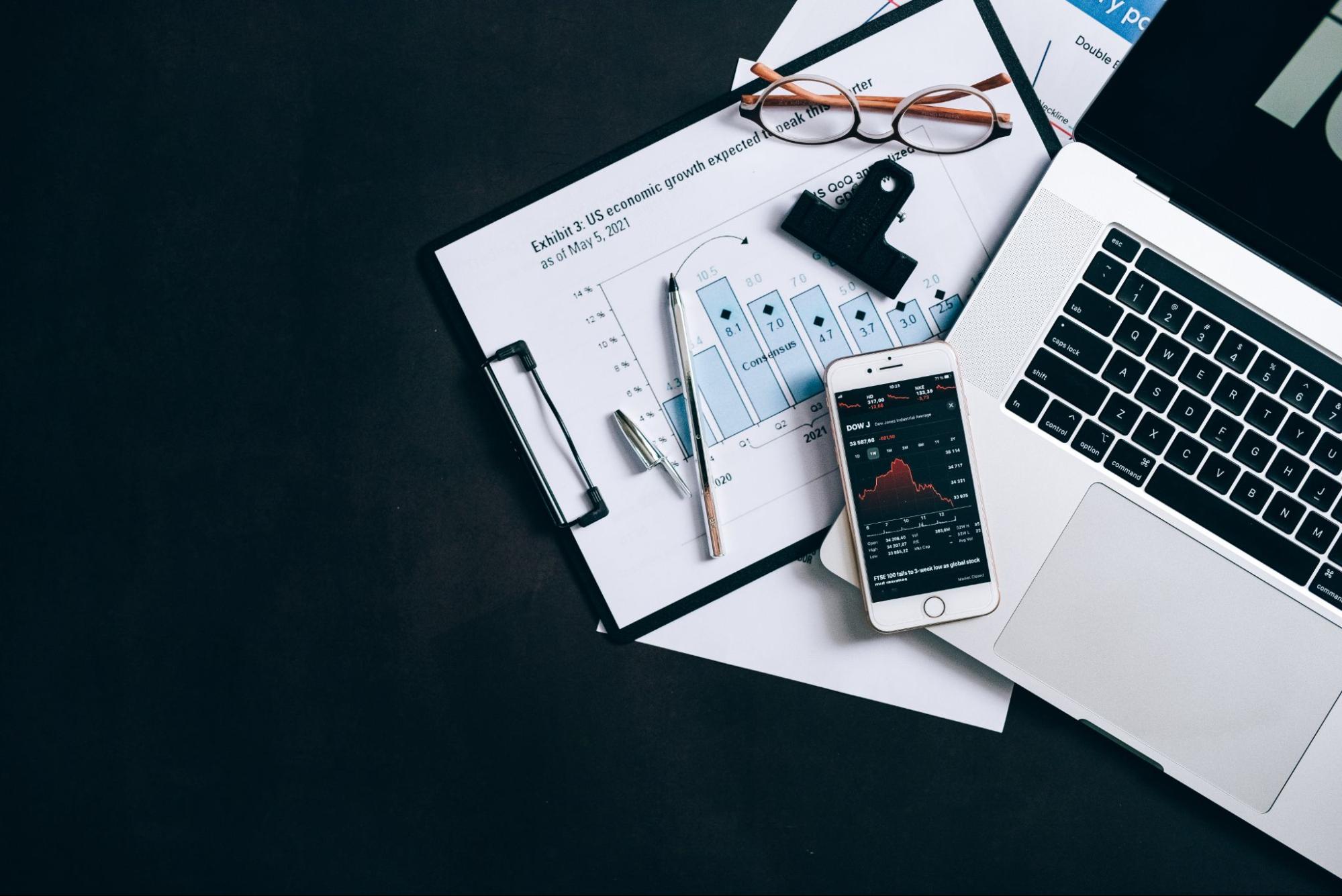the-four-approaches-to-analyzing-data-nahla-davies